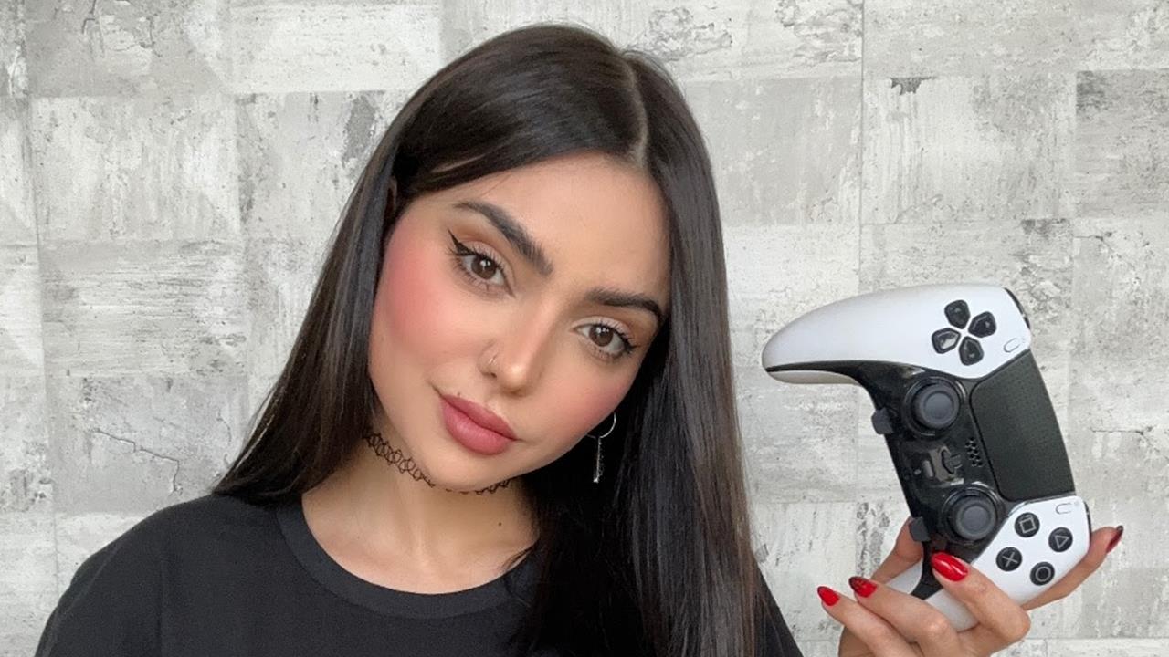 Nyvi Estephan renova contrato com a PlayStation pelo terceiro ano ...